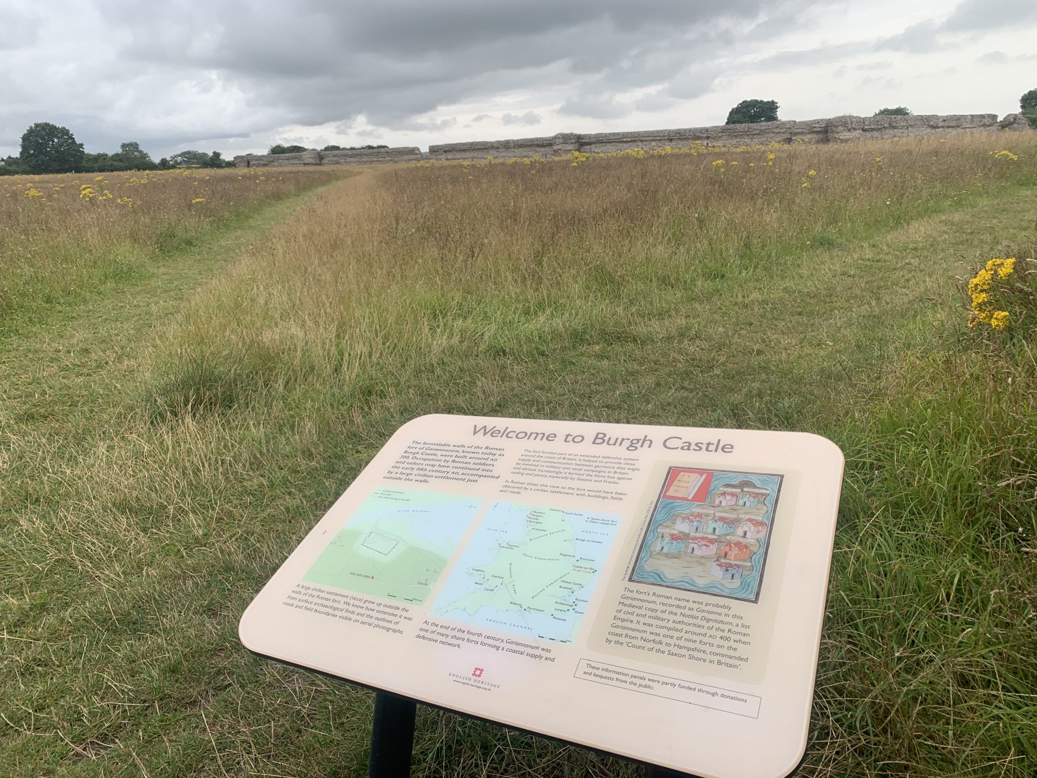 Burgh Castle (Gariannonum?) Roman Fort - Roman Britain